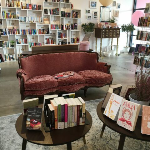 New York’s First All-Romance Bookstore | The Romance Studio